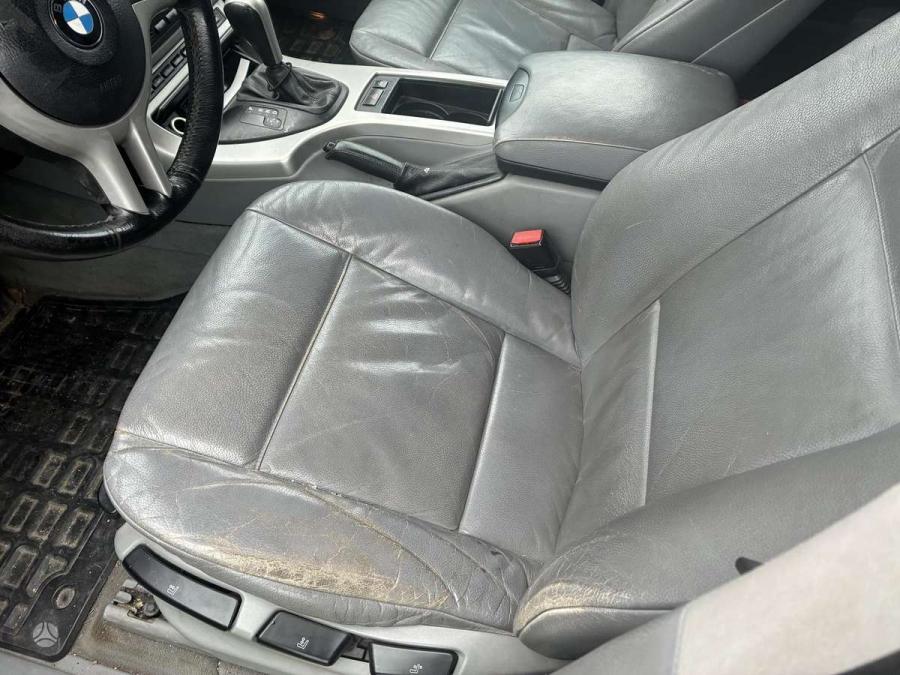 Melns BMW X5 2003 Šilalė, ar dzinēja tilpumu 2.93 L un nobraukumu 0 tūkst. km par 2100 €, foto 11 vietnē AUTOMOTO.COM.LV