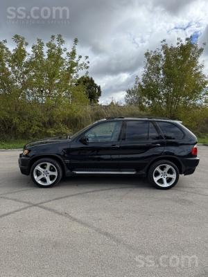 Black BMW X5 2003 in Daugavpils, with an engine capacity of 3.00 L and mileage of 370 thousand km for 5200 €, photo 3 on AUTOMOTO.COM.LV