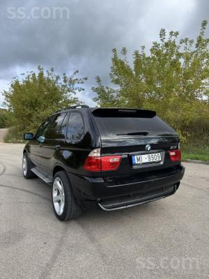 Black BMW X5 2003 in Daugavpils, with an engine capacity of 3.00 L and mileage of 370 thousand km for 5200 €, photo 4 on AUTOMOTO.COM.LV