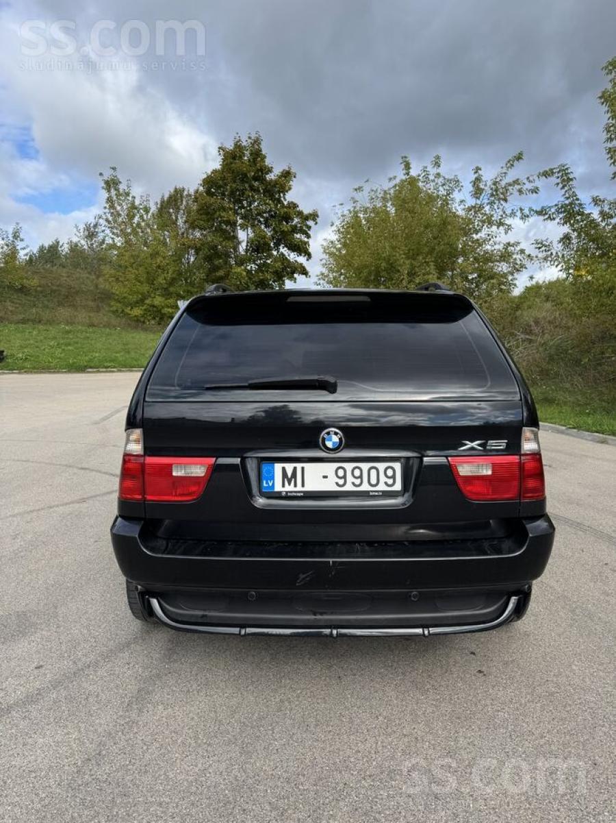 Black BMW X5 2003 in Daugavpils, with an engine capacity of 3.00 L and mileage of 370 thousand km for 5200 €, photo 6 on AUTOMOTO.COM.LV