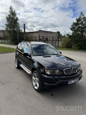 Black BMW X5 2003 in Daugavpils, with an engine capacity of 3.00 L and mileage of 370 thousand km for 5200 €, photo 8 on AUTOMOTO.COM.LV