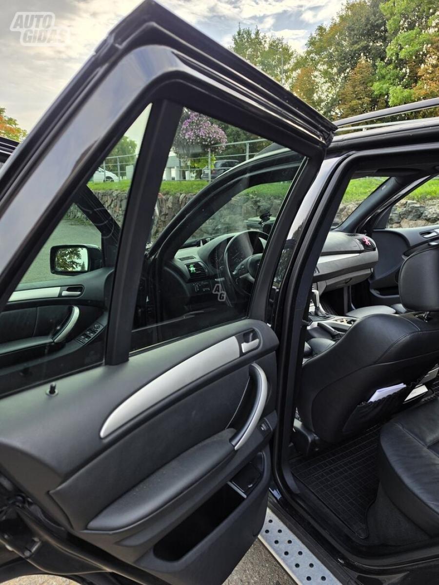Black BMW X5 2003 in Vievis, with an engine capacity of 2.90 L and mileage of 232 thousand km for 4250 €, photo 14 on AUTOMOTO.COM.LV