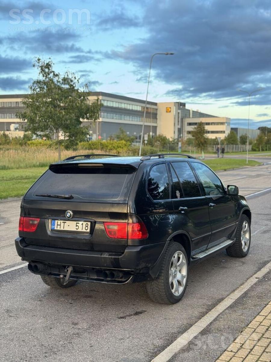 Black BMW X5 2003 in Riga, with an engine capacity of 3.00 L and mileage of 463 thousand km for 3050 €, photo 5 on AUTOMOTO.COM.LV