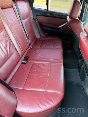 Melns BMW X5 2003 Liepāja, ar dzinēja tilpumu 3.00 L un nobraukumu 399 tūkst. km par 3450 €, foto 10 vietnē AUTOMOTO.COM.LV