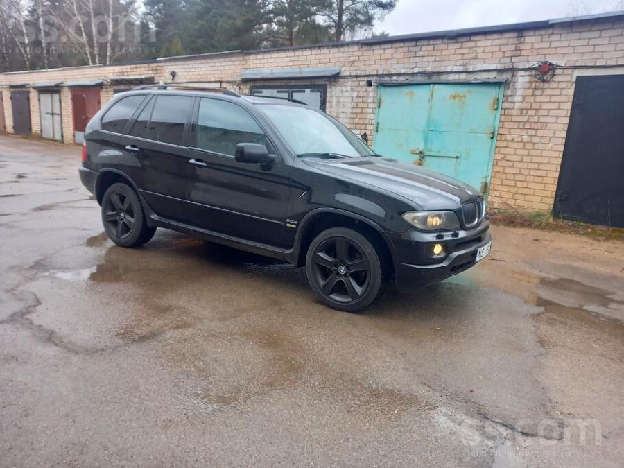 Black BMW X5 2004 in Jelgava, with an engine capacity of 3.00 L and mileage of 375 thousand km for 22500 €, photo 2 on AUTOMOTO.COM.LV