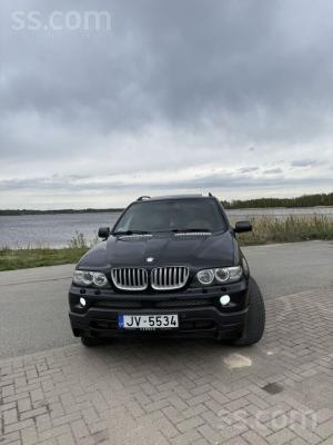 Black BMW X5 2004 in Riga, with an engine capacity of 3.00 L and mileage of 453 thousand km for 6000 €, photo 3 on AUTOMOTO.COM.LV
