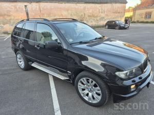Black BMW X5 2004 in Bauska, with an engine capacity of 3.00 L and mileage of 332 thousand km for 4350 €, photo 13 on AUTOMOTO.COM.LV