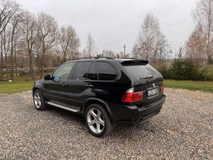Black BMW X5 2004 in Vilnius, with an engine capacity of 2.99 L and mileage of 424 thousand km for 5500 €, photo 5 on AUTOMOTO.COM.LV