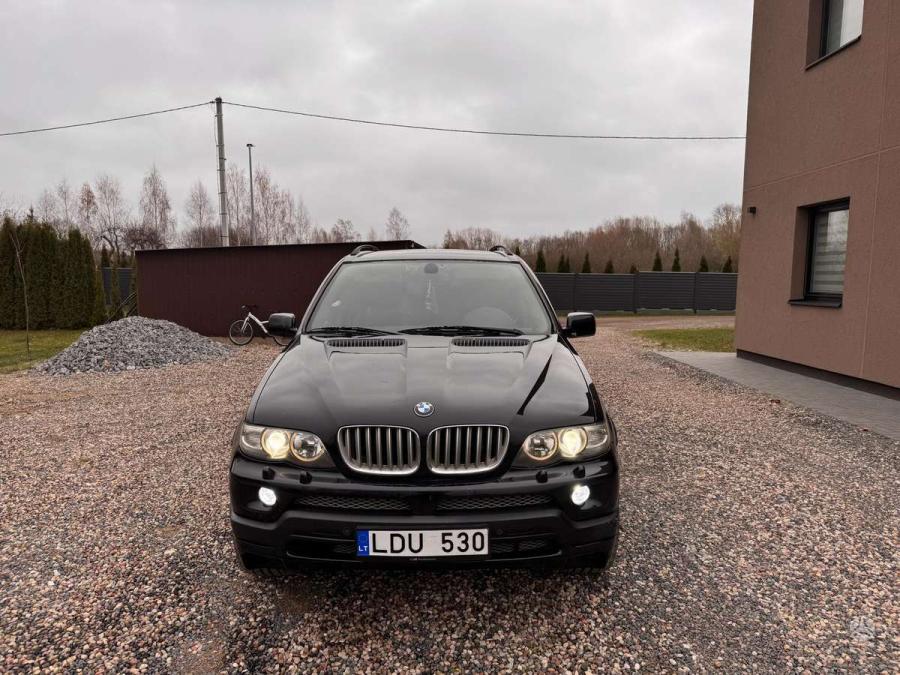 Black BMW X5 2004 in Vilnius, with an engine capacity of 2.99 L and mileage of 424 thousand km for 5500 €, photo 8 on AUTOMOTO.COM.LV