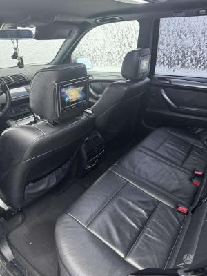 Black BMW X5 2004 in Vilnius, with an engine capacity of 2.99 L and mileage of 424 thousand km for 5500 €, photo 11 on AUTOMOTO.COM.LV