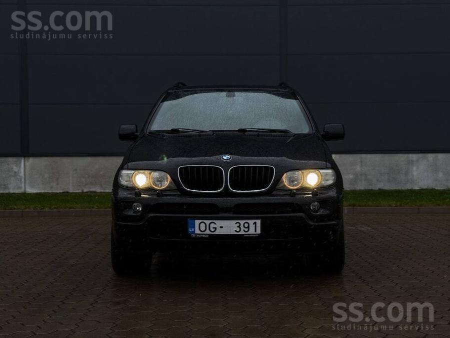 Black BMW X5 2004 in Riga, with an engine capacity of 3.00 L and mileage of 324 thousand km for 6450 €, photo 2 on AUTOMOTO.COM.LV