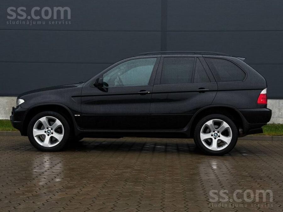 Black BMW X5 2004 in Riga, with an engine capacity of 3.00 L and mileage of 324 thousand km for 6450 €, photo 4 on AUTOMOTO.COM.LV