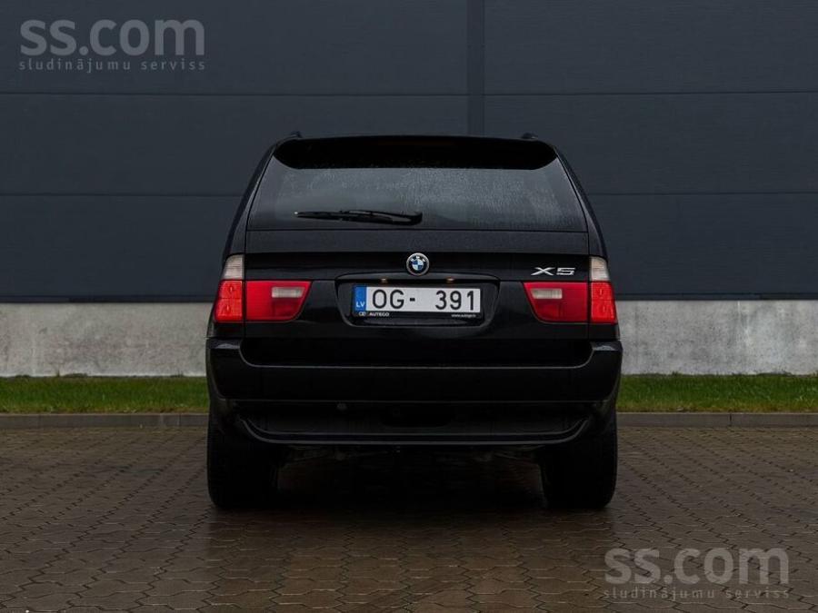 Black BMW X5 2004 in Riga, with an engine capacity of 3.00 L and mileage of 324 thousand km for 6450 €, photo 6 on AUTOMOTO.COM.LV