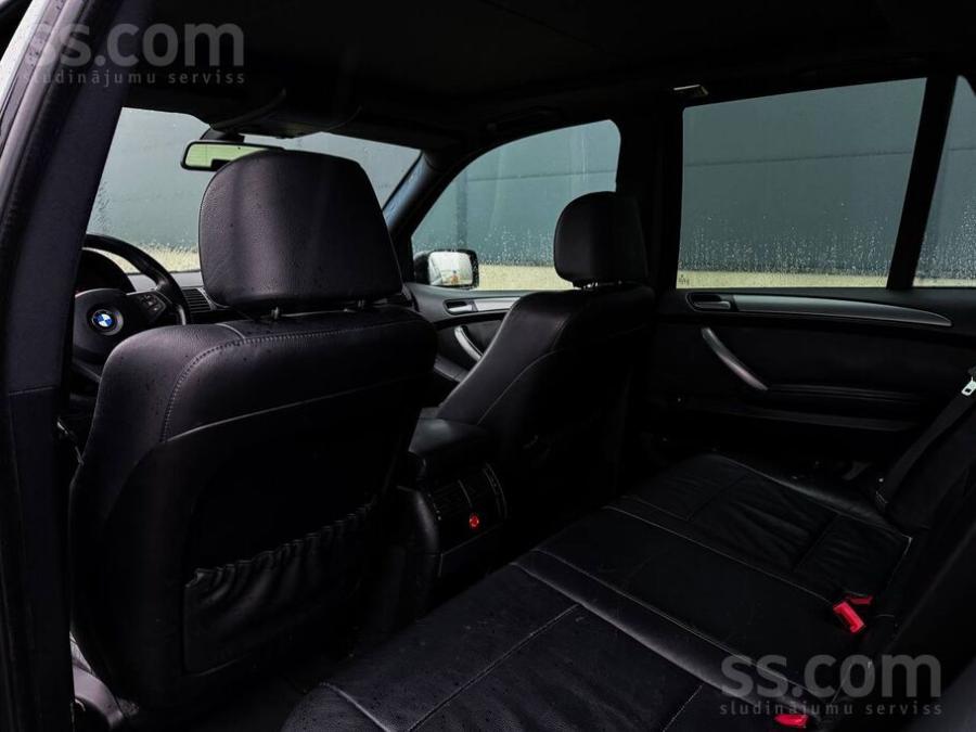 Black BMW X5 2004 in Riga, with an engine capacity of 3.00 L and mileage of 324 thousand km for 6450 €, photo 17 on AUTOMOTO.COM.LV