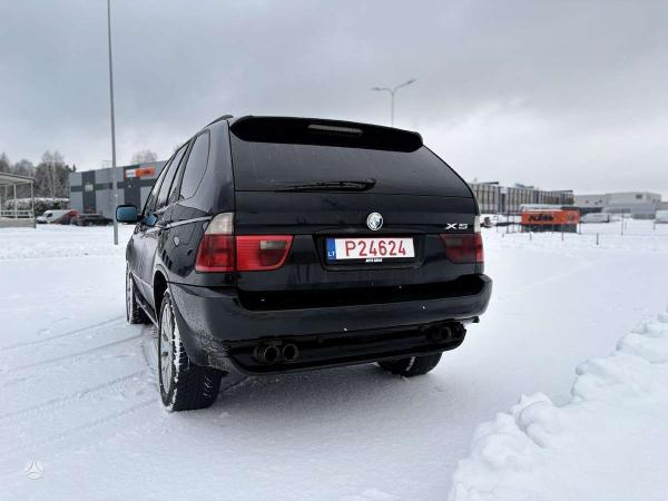 Black BMW X5 2004 in Vilnius, with an engine capacity of 2.99 L and mileage of 450 thousand km for 3600 €, photo 8 on AUTOMOTO.COM.LV