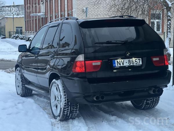 Black BMW X5 2004 in Daugavpils, with an engine capacity of 3.00 L and mileage of 420 thousand km for 4200 €, photo 3 on AUTOMOTO.COM.LV