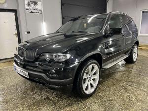 Black BMW X5 2004 in Kaunas, with an engine capacity of 4.40 L and mileage of 372 thousand km for 6999 €, photo 2 on AUTOMOTO.COM.LV