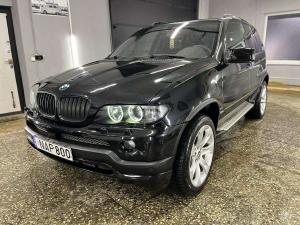 Black BMW X5 2004 in Kaunas, with an engine capacity of 4.40 L and mileage of 372 thousand km for 6999 €, photo 3 on AUTOMOTO.COM.LV