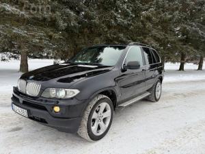 Black BMW X5 2004 in Riga, with an engine capacity of 3.00 L and mileage of 425 thousand km for 4500 €, photo 2 on AUTOMOTO.COM.LV