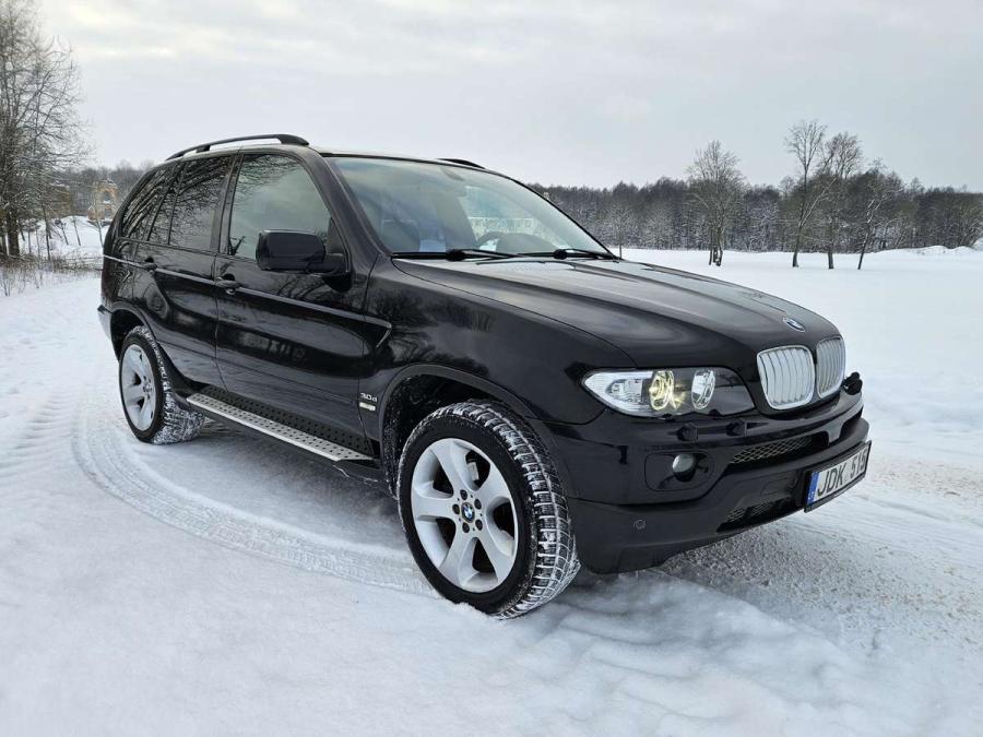 Melns BMW X5 2004 Viļņa, ar dzinēja tilpumu 2.99 L un nobraukumu 252 tūkst. km par 6200 €, foto 1 vietnē AUTOMOTO.COM.LV