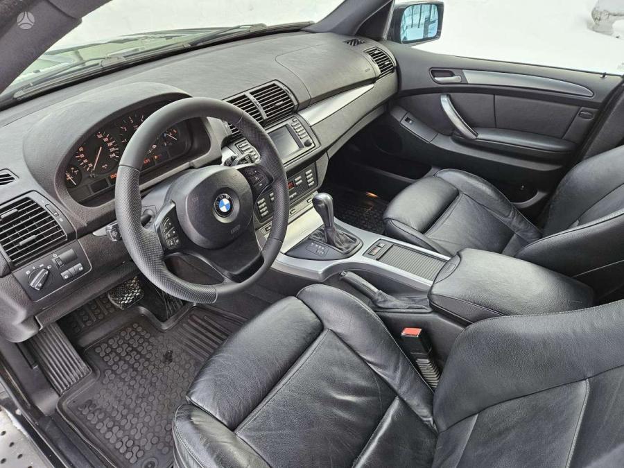 Melns BMW X5 2004 Viļņa, ar dzinēja tilpumu 2.99 L un nobraukumu 252 tūkst. km par 6200 €, foto 12 vietnē AUTOMOTO.COM.LV