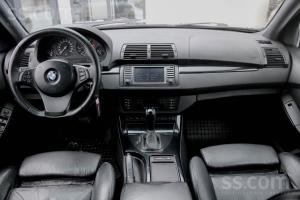 Melns BMW X5 2004 Tukums, ar dzinēja tilpumu 3.00 L un nobraukumu 399 tūkst. km par 5995 €, foto 14 vietnē AUTOMOTO.COM.LV
