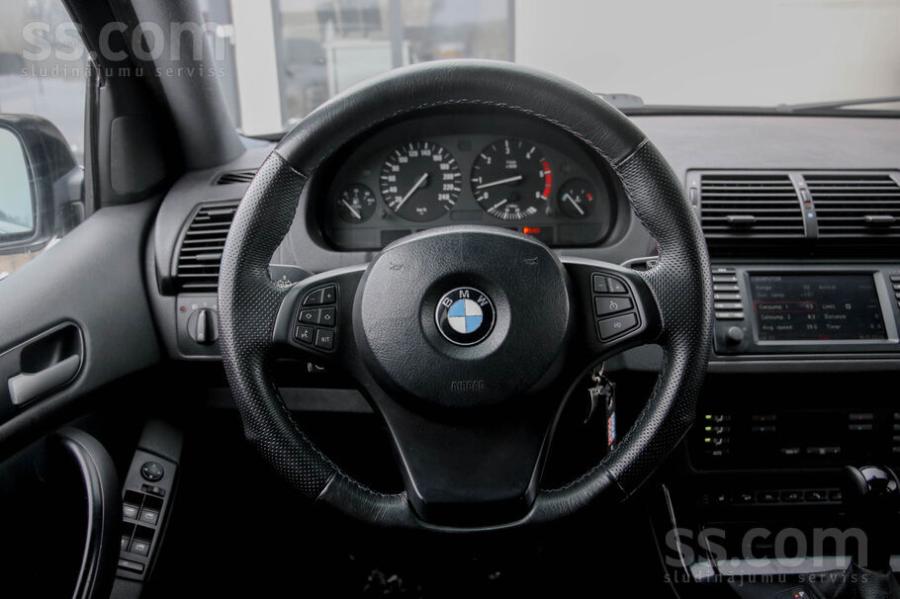 Melns BMW X5 2004 Tukums, ar dzinēja tilpumu 3.00 L un nobraukumu 399 tūkst. km par 5995 €, foto 16 vietnē AUTOMOTO.COM.LV