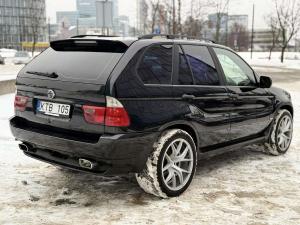 Black BMW X5 2004 in Vilnius, with an engine capacity of 2.99 L and mileage of 321 thousand km for 4950 €, photo 5 on AUTOMOTO.COM.LV