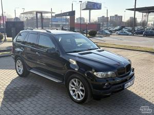 Black BMW X5 2004 in Kaunas, with an engine capacity of 3.00 L and mileage of 319 thousand km for 5500 €, photo 2 on AUTOMOTO.COM.LV