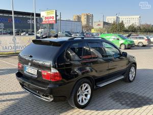 Black BMW X5 2004 in Kaunas, with an engine capacity of 3.00 L and mileage of 319 thousand km for 5500 €, photo 3 on AUTOMOTO.COM.LV