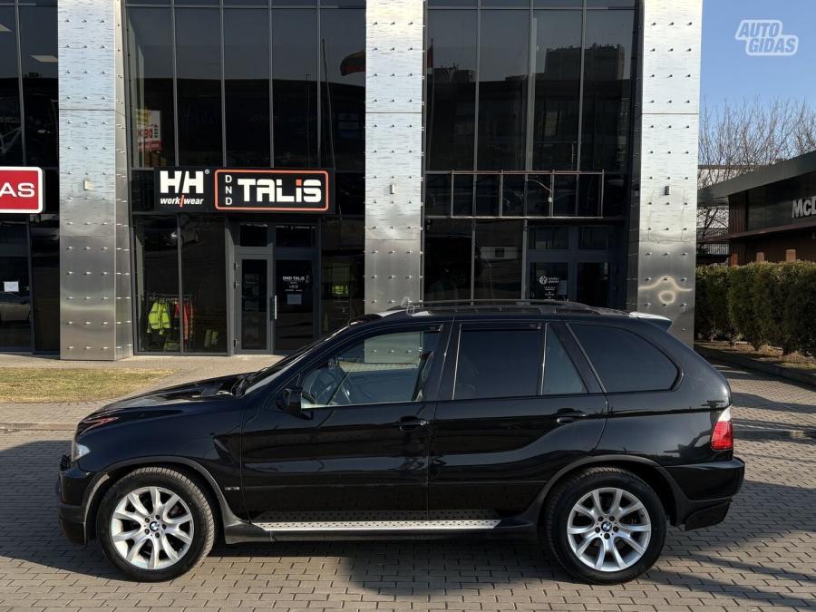 Black BMW X5 2004 in Kaunas, with an engine capacity of 3.00 L and mileage of 319 thousand km for 5500 €, photo 6 on AUTOMOTO.COM.LV