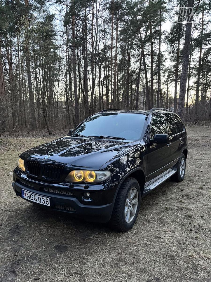 Black BMW X5 2004 in Vilnius, with an engine capacity of 3.00 L and mileage of 278 thousand km for 3790 €, photo 4 on AUTOMOTO.COM.LV
