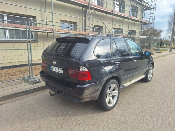 Black BMW X5 2004 in Ignalina, with an engine capacity of 3.00 L and mileage of 420 thousand km for 2650 €, photo 4 on AUTOMOTO.COM.LV