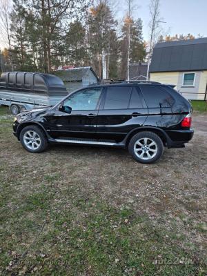 Black BMW X5 2004 in Narva, with an engine capacity of 3.00 L and mileage of 371 thousand km for 5500 €, photo 6 on AUTOMOTO.COM.LV