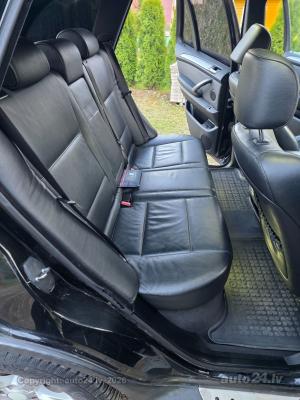 Black BMW X5 2004 in Narva, with an engine capacity of 3.00 L and mileage of 371 thousand km for 5500 €, photo 8 on AUTOMOTO.COM.LV