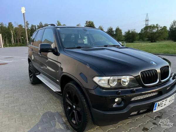Black BMW X5 2004 in Kaunas, with an engine capacity of 3.00 L and mileage of 300 thousand km for 4200 €, photo 6 on AUTOMOTO.COM.LV