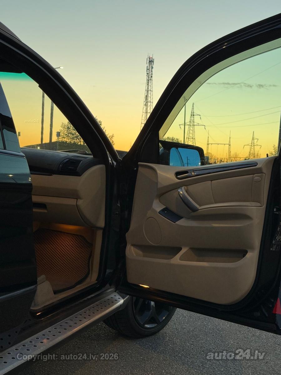 Melns BMW X5 2004 Tallina, ar dzinēja tilpumu 3.00 L un nobraukumu 328 tūkst. km par 5000 €, foto 11 vietnē AUTOMOTO.COM.LV