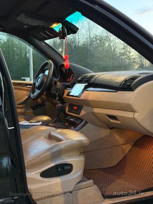 Melns BMW X5 2004 Tallina, ar dzinēja tilpumu 3.00 L un nobraukumu 328 tūkst. km par 5000 €, foto 12 vietnē AUTOMOTO.COM.LV