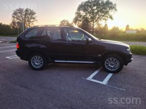 Black BMW X5 2004 in Valmiera, with an engine capacity of 3.00 L and mileage of 363 thousand km for 3900 €, photo 5 on AUTOMOTO.COM.LV