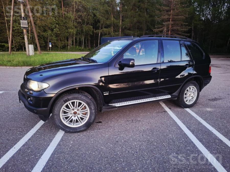 Black BMW X5 2004 in Valmiera, with an engine capacity of 3.00 L and mileage of 363 thousand km for 3900 €, photo 7 on AUTOMOTO.COM.LV