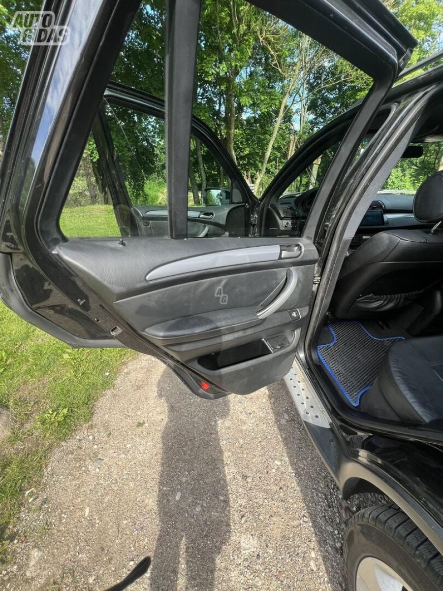 Black BMW X5 2004 in Klaipeda, with an engine capacity of 3.00 L and mileage of 310 thousand km for 3900 €, photo 10 on AUTOMOTO.COM.LV
