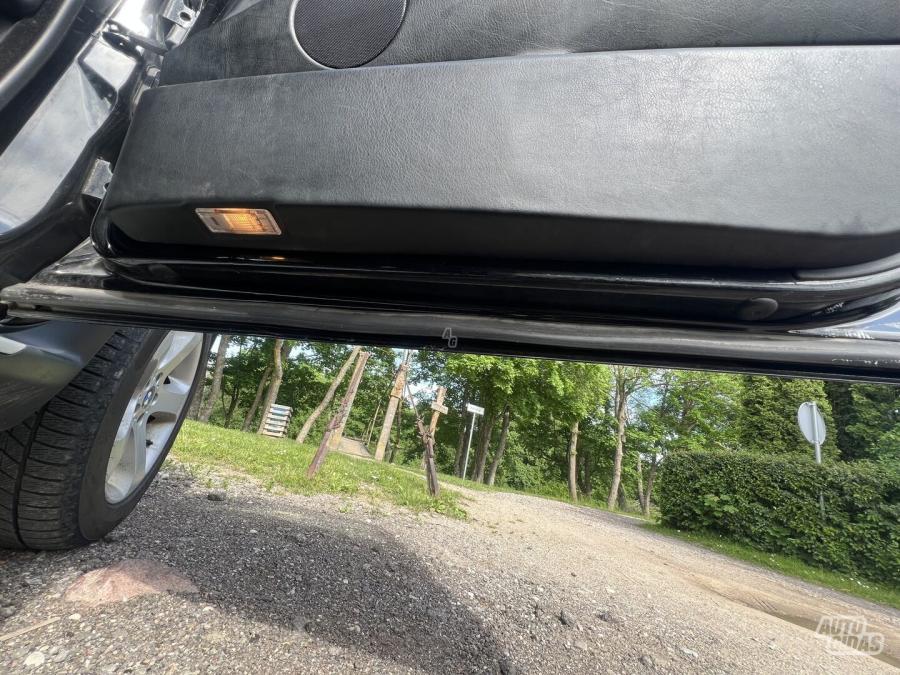 Black BMW X5 2004 in Klaipeda, with an engine capacity of 3.00 L and mileage of 310 thousand km for 3900 €, photo 14 on AUTOMOTO.COM.LV