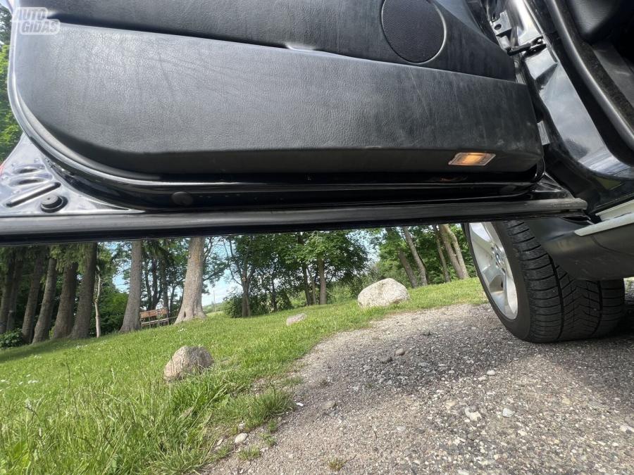 Black BMW X5 2004 in Klaipeda, with an engine capacity of 3.00 L and mileage of 310 thousand km for 3900 €, photo 15 on AUTOMOTO.COM.LV