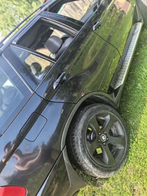 Black BMW X5 2004 in Rezekne, with an engine capacity of 3.00 L and mileage of 360 thousand km for 4000 €, photo 4 on AUTOMOTO.COM.LV