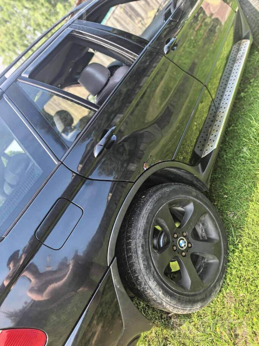 Black BMW X5 2004 in Rezekne, with an engine capacity of 3.00 L and mileage of 360 thousand km for 4000 €, photo 4 on AUTOMOTO.COM.LV