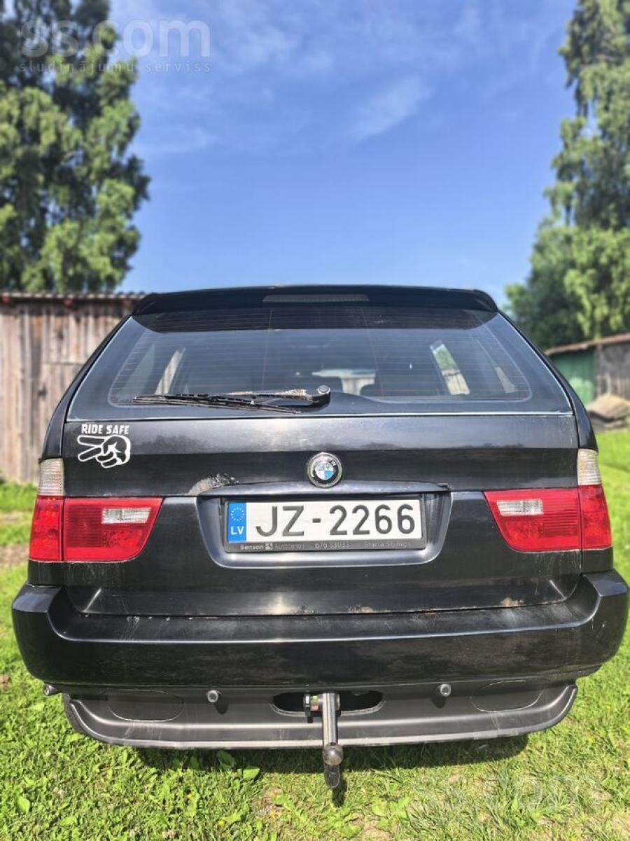 Black BMW X5 2004 in Rezekne, with an engine capacity of 3.00 L and mileage of 360 thousand km for 4000 €, photo 5 on AUTOMOTO.COM.LV