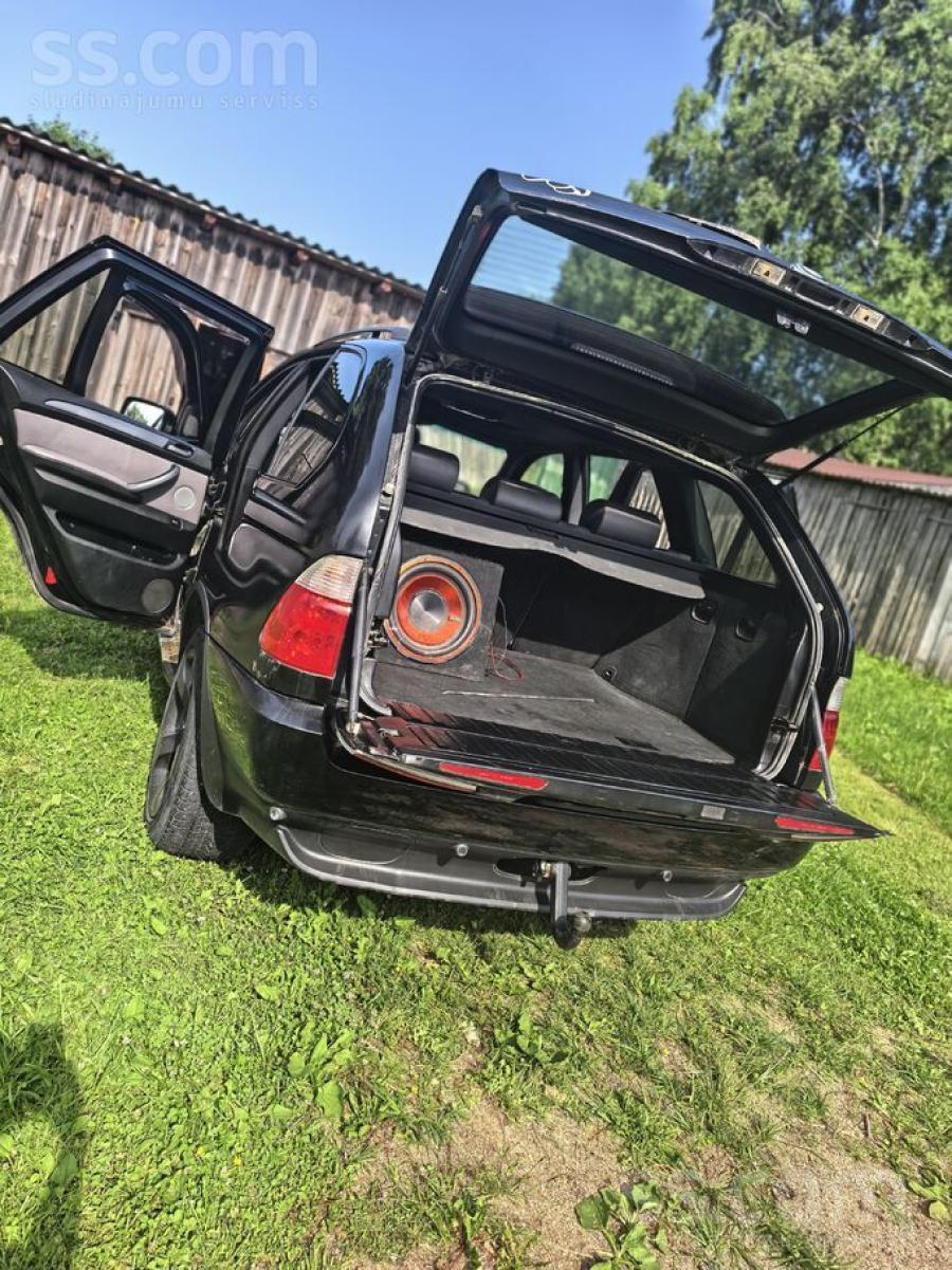 Black BMW X5 2004 in Rezekne, with an engine capacity of 3.00 L and mileage of 360 thousand km for 4000 €, photo 11 on AUTOMOTO.COM.LV