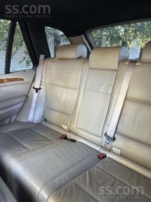 Melns BMW X5 2004 Rīga, ar dzinēja tilpumu 3.00 L un nobraukumu 375 tūkst. km par 4400 €, foto 11 vietnē AUTOMOTO.COM.LV