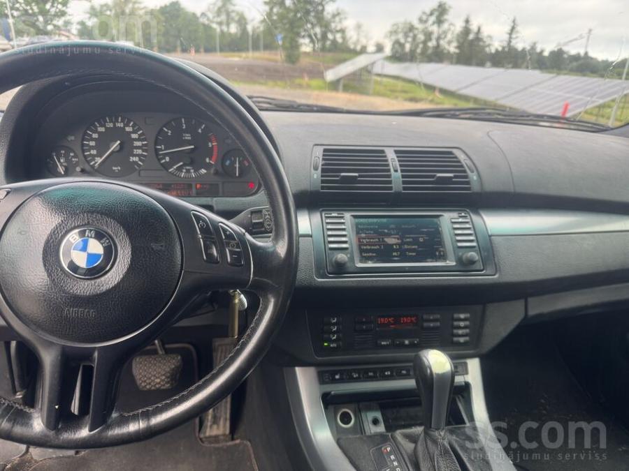 Melns BMW X5 2004 Bauska, ar dzinēja tilpumu 3.00 L un nobraukumu 526 tūkst. km par 3050 €, foto 9 vietnē AUTOMOTO.COM.LV