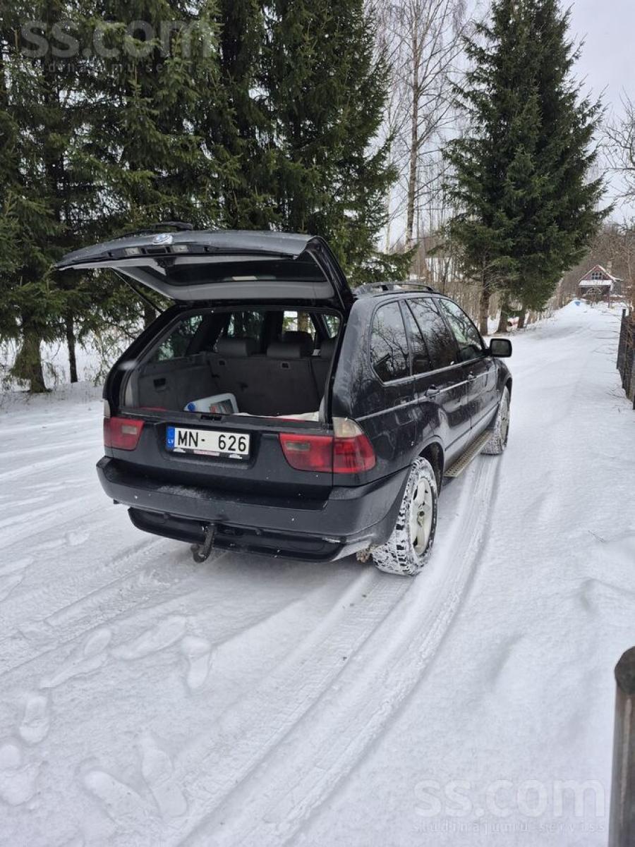 Melns BMW X5 2004 Limbaži, ar dzinēja tilpumu 3.00 L un nobraukumu 370 tūkst. km par 3100 €, foto 8 vietnē AUTOMOTO.COM.LV